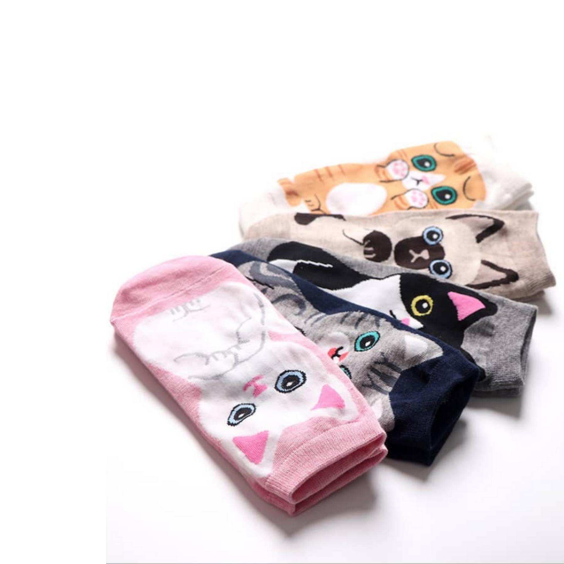 Cat Lover Gift Bundle | Cozy Socks, Mug & Fun Cat Accessories – Silver ...